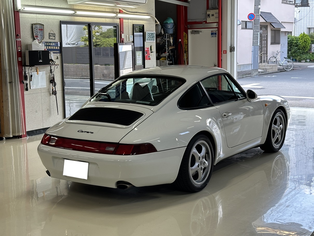 グランプリホワイトの993カレラ（6MT）の嫁ぎ先が決まりました | ガレージJ