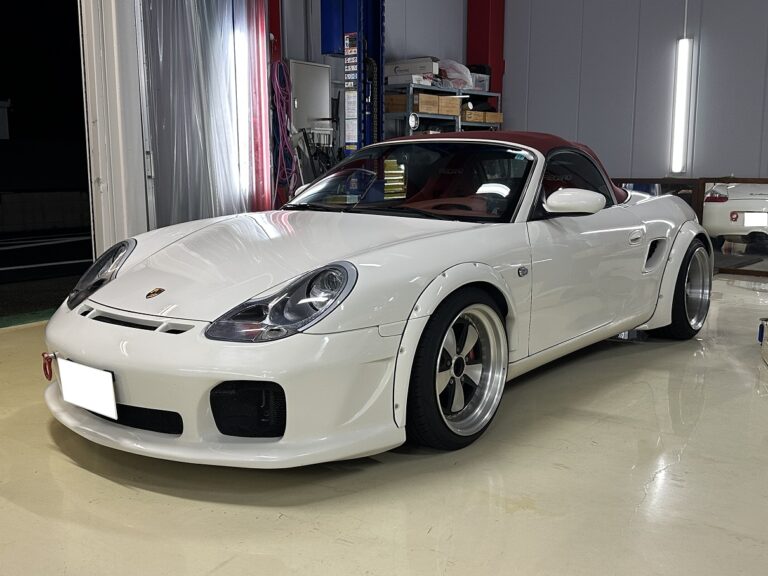 ポルシェ中古車専門ショップのガレージJです。996/997 JTMODEコンプリートカー、964/930ナロールック等、自分だけの一台も製作致します - ガレージJ